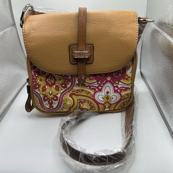 Tignanello | Bags | Tignanello Light Brown Leather Small Crossbody Boho ...